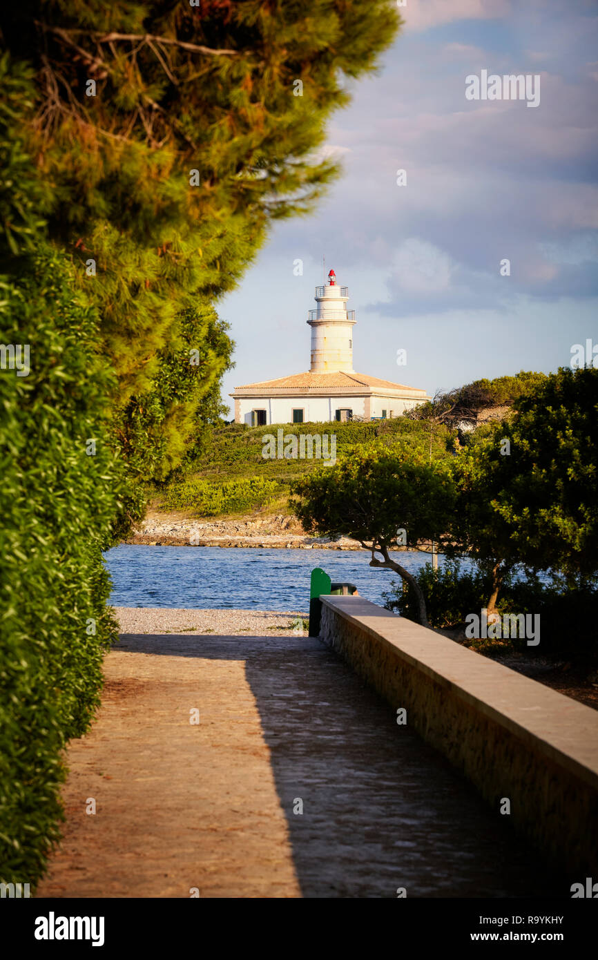 Alcanada lighthouse -Fotos und -Bildmaterial in hoher Auflösung – Alamy