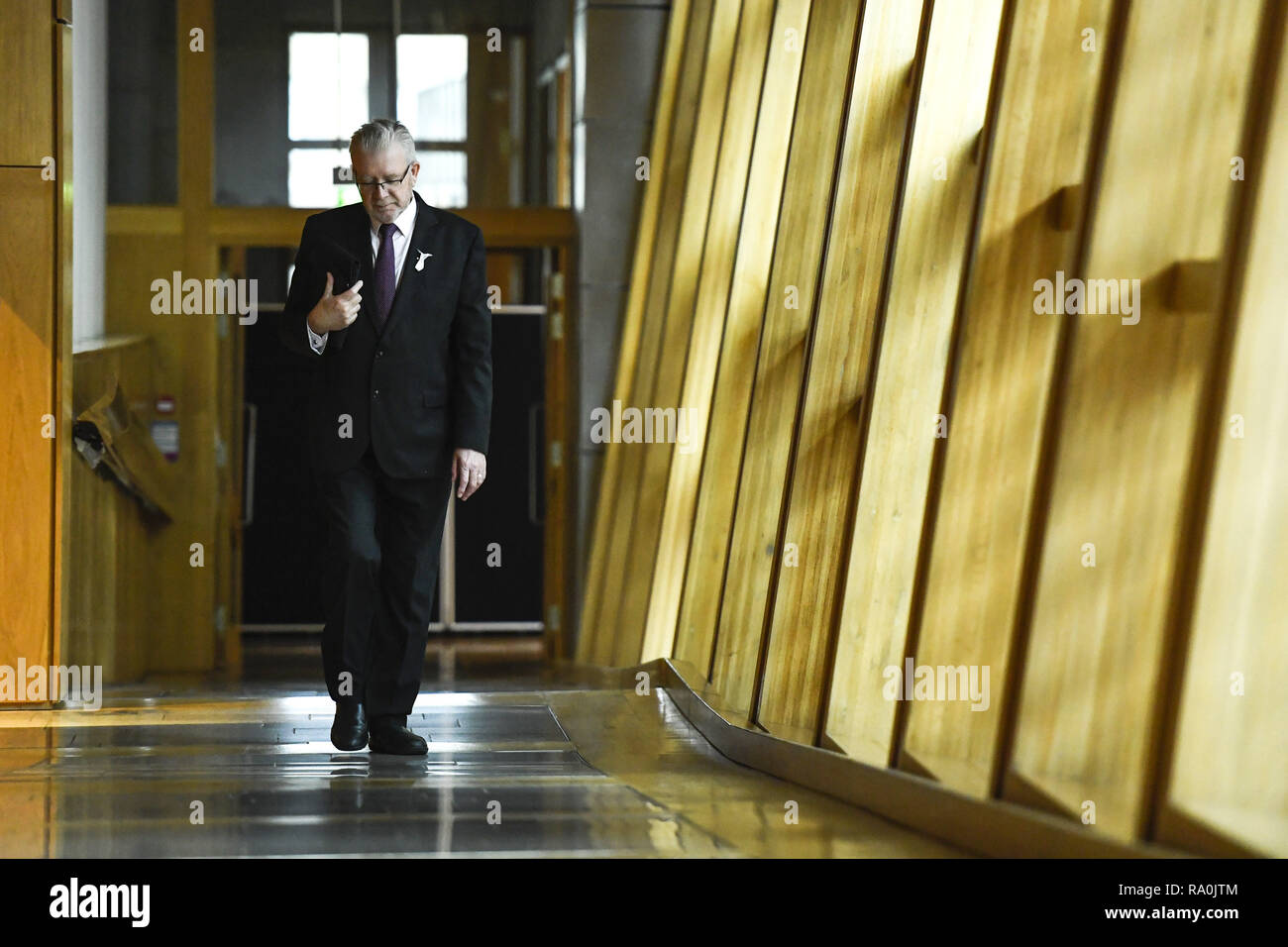 Politiker nehmen an Fragen der Schottischen Ersten Minister in Holyrood ...