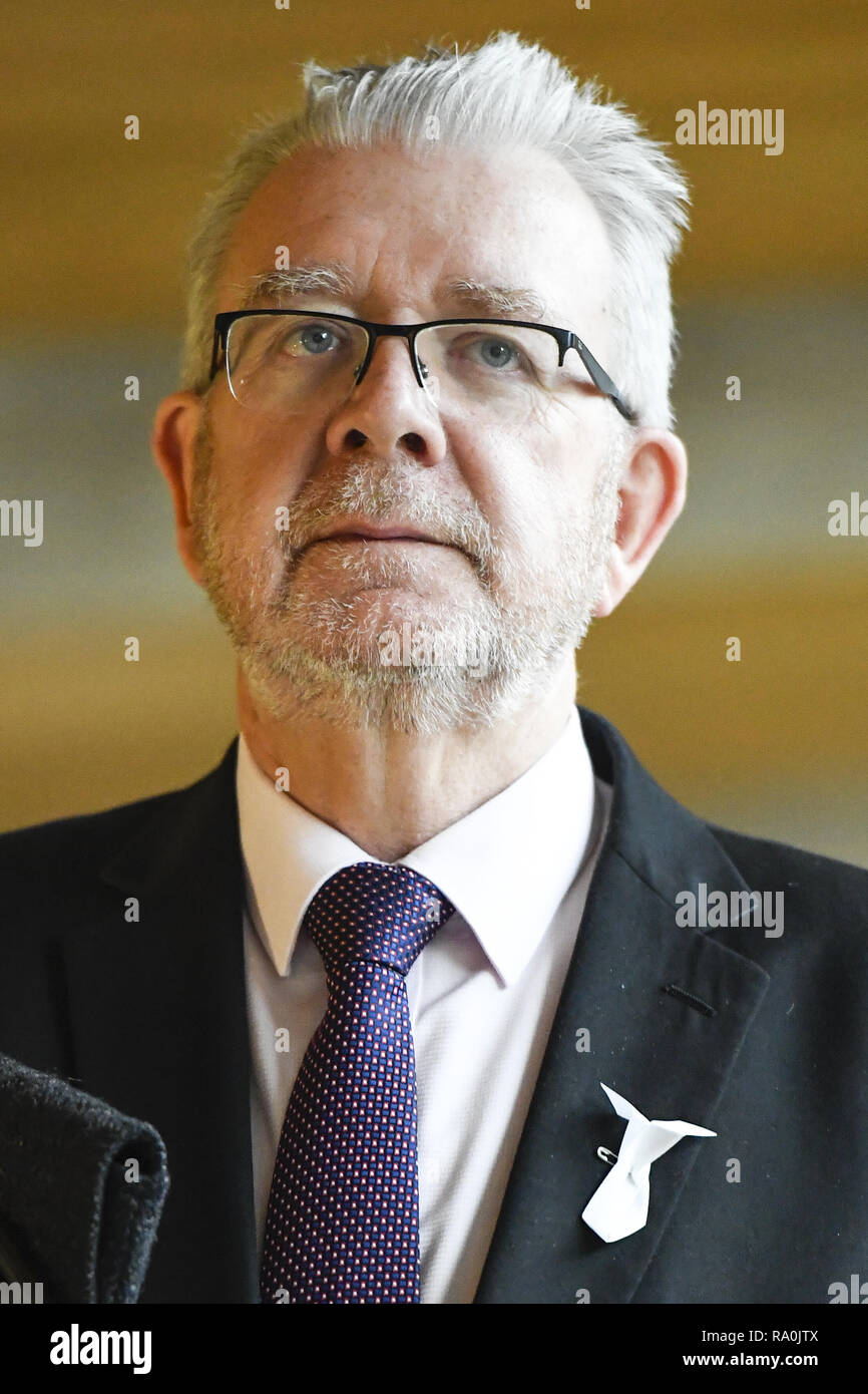 Politiker nehmen an Fragen der Schottischen Ersten Minister in Holyrood ...