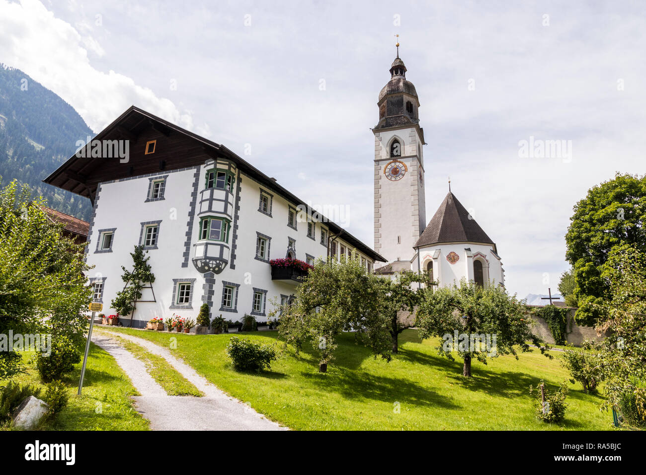 Stiftskirche stams -Fotos und -Bildmaterial in hoher Auflösung – Alamy