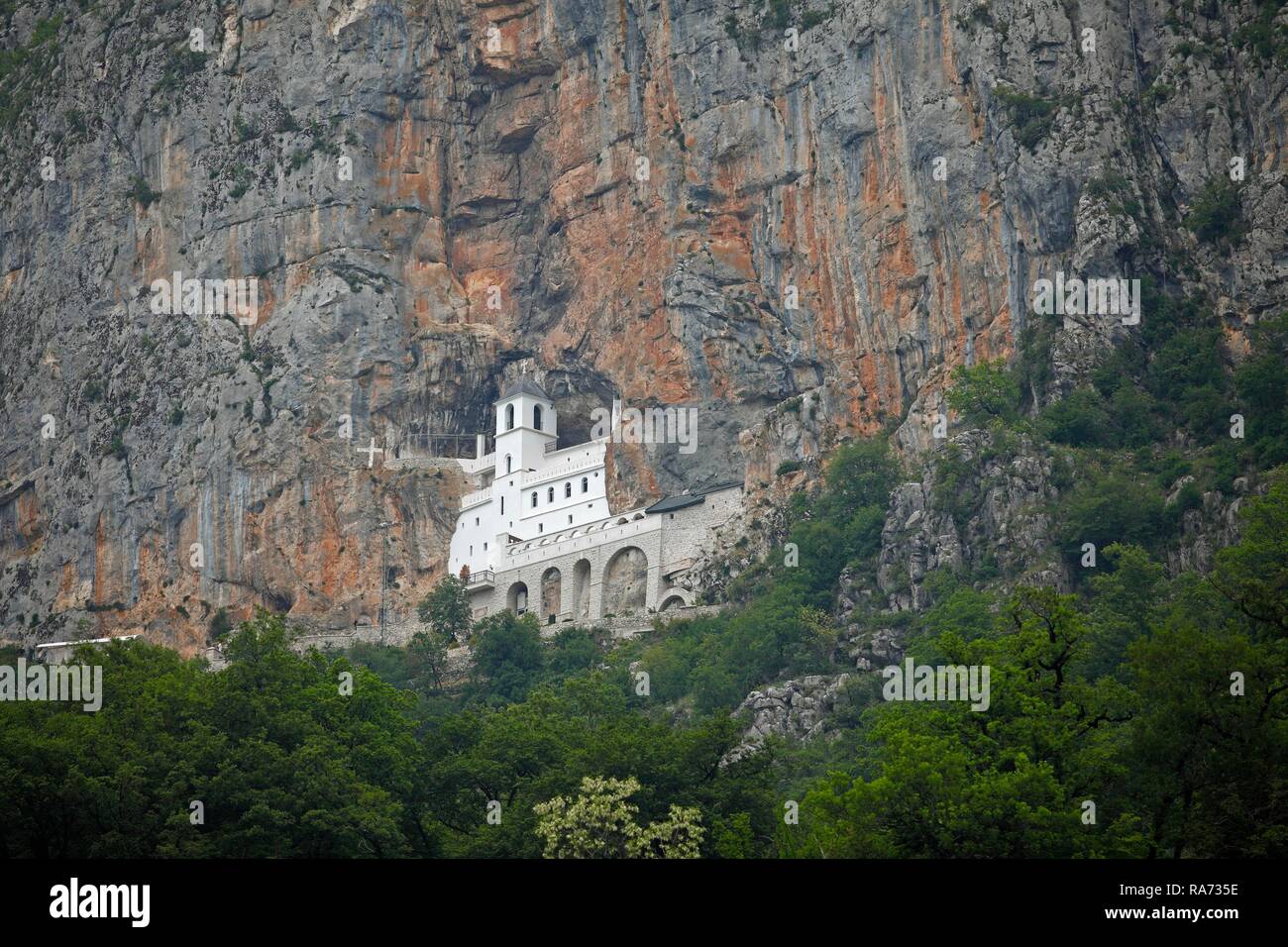 Ostrog monastery -Fotos und -Bildmaterial in hoher Auflösung – Alamy