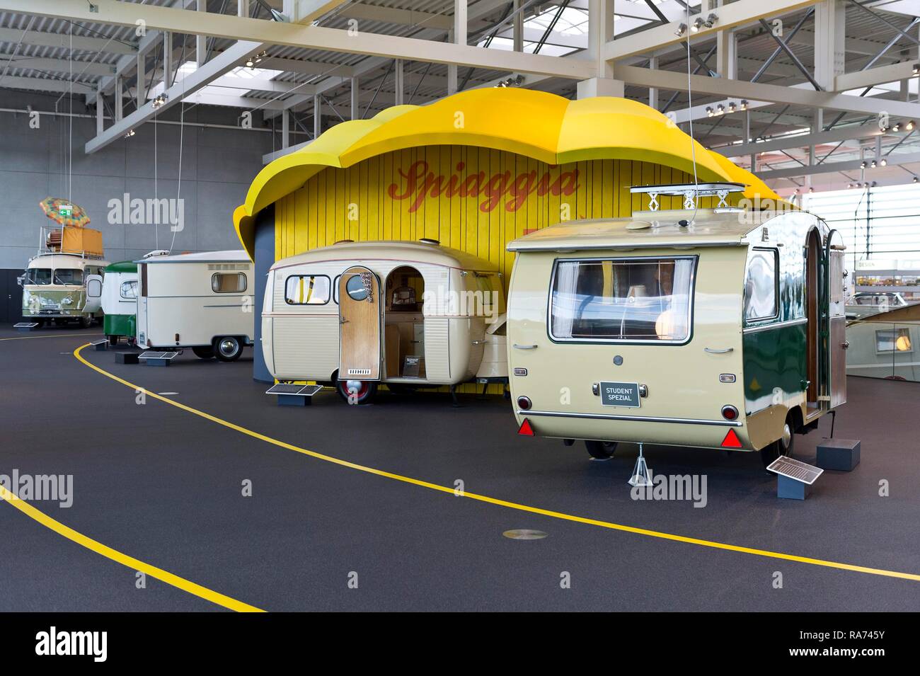 Alte Wohnwagen, Erwin Hymer Museum, Bad Waldsee, Baden-Württemberg ...