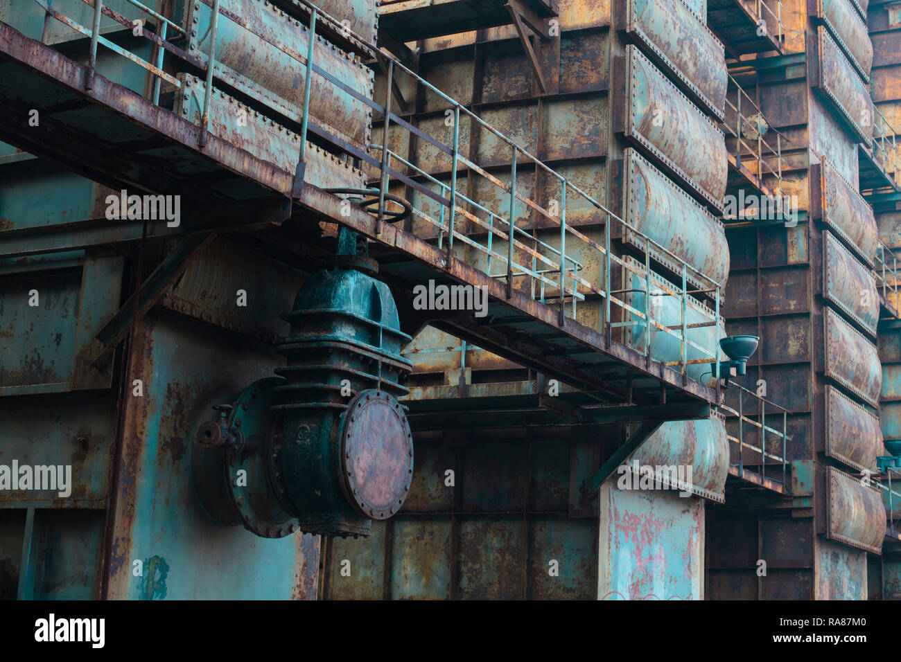 Alte fabrik -Fotos und -Bildmaterial in hoher Auflösung – Alamy