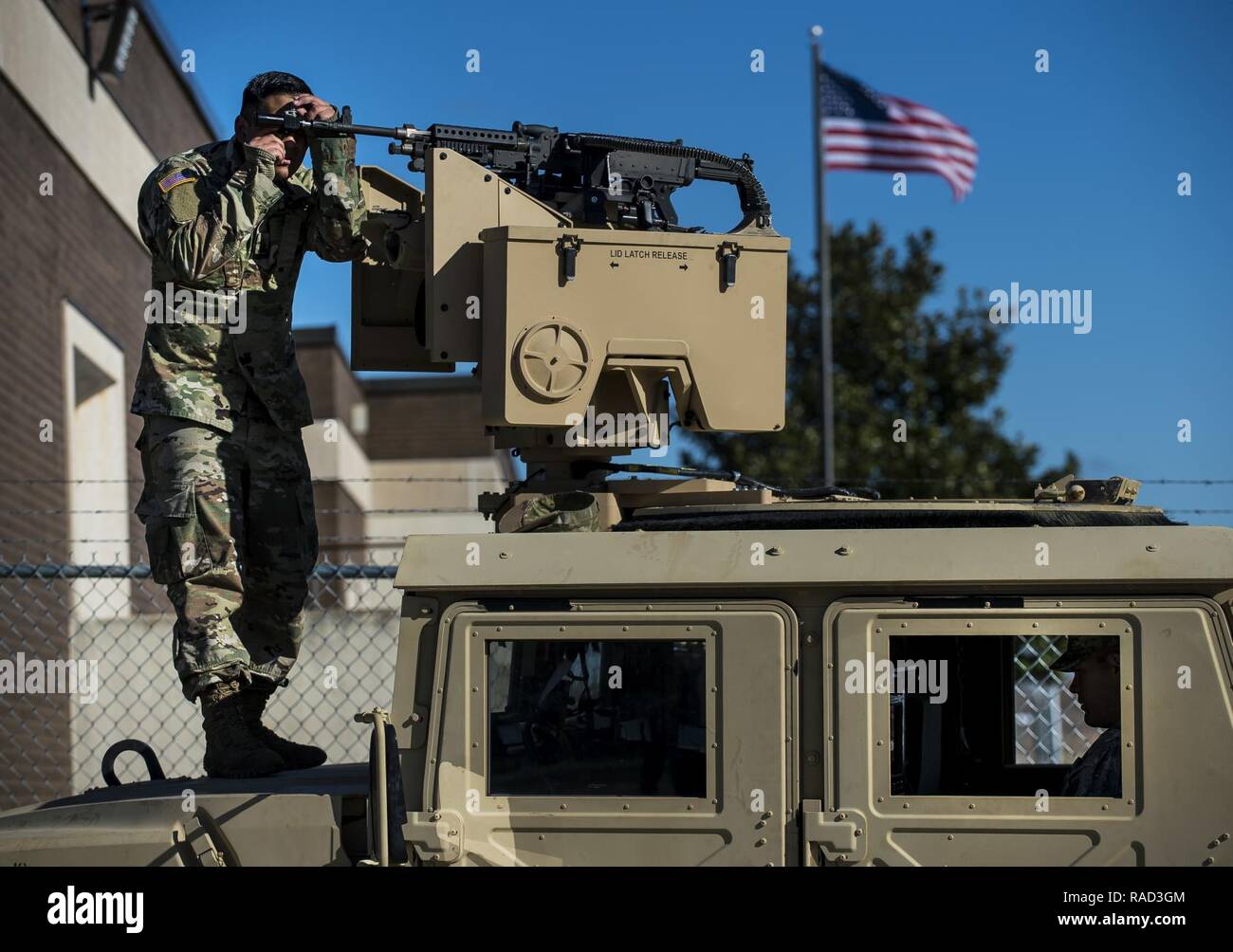 M240b crew serve gewehr -Fotos und -Bildmaterial in hoher Auflösung – Alamy