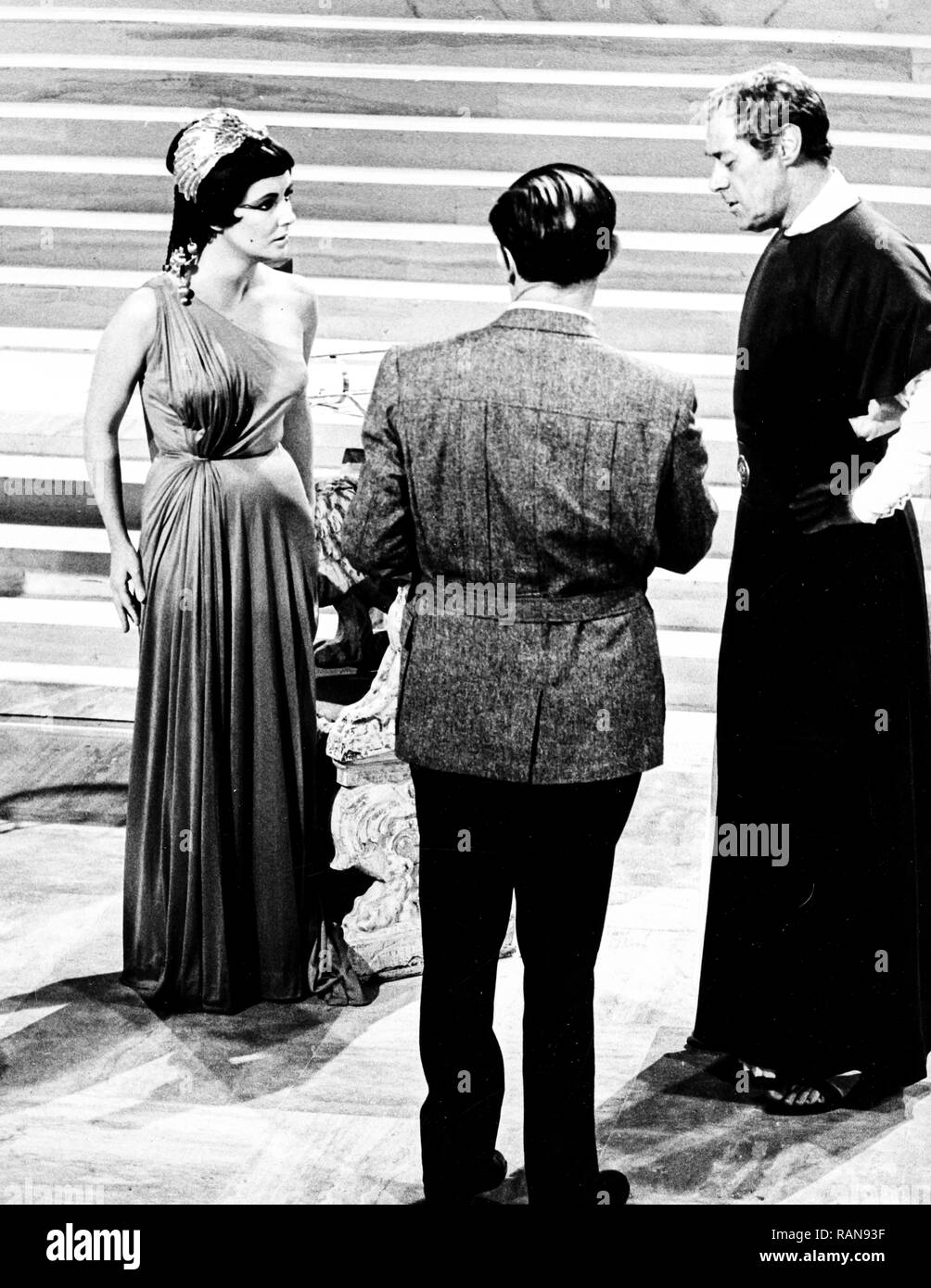 Elizabeth Taylor Cleopatra Stockfotos und -bilder Kaufen - Seite 3 - Alamy