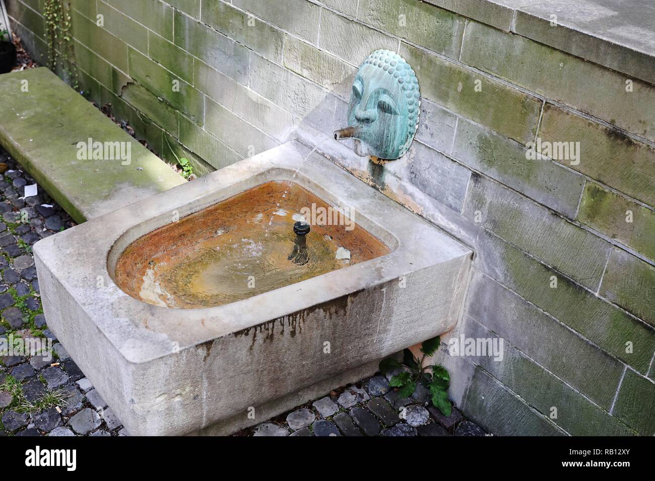 Alte Brunnen in Zürich, Schweiz Stockfotografie - Alamy