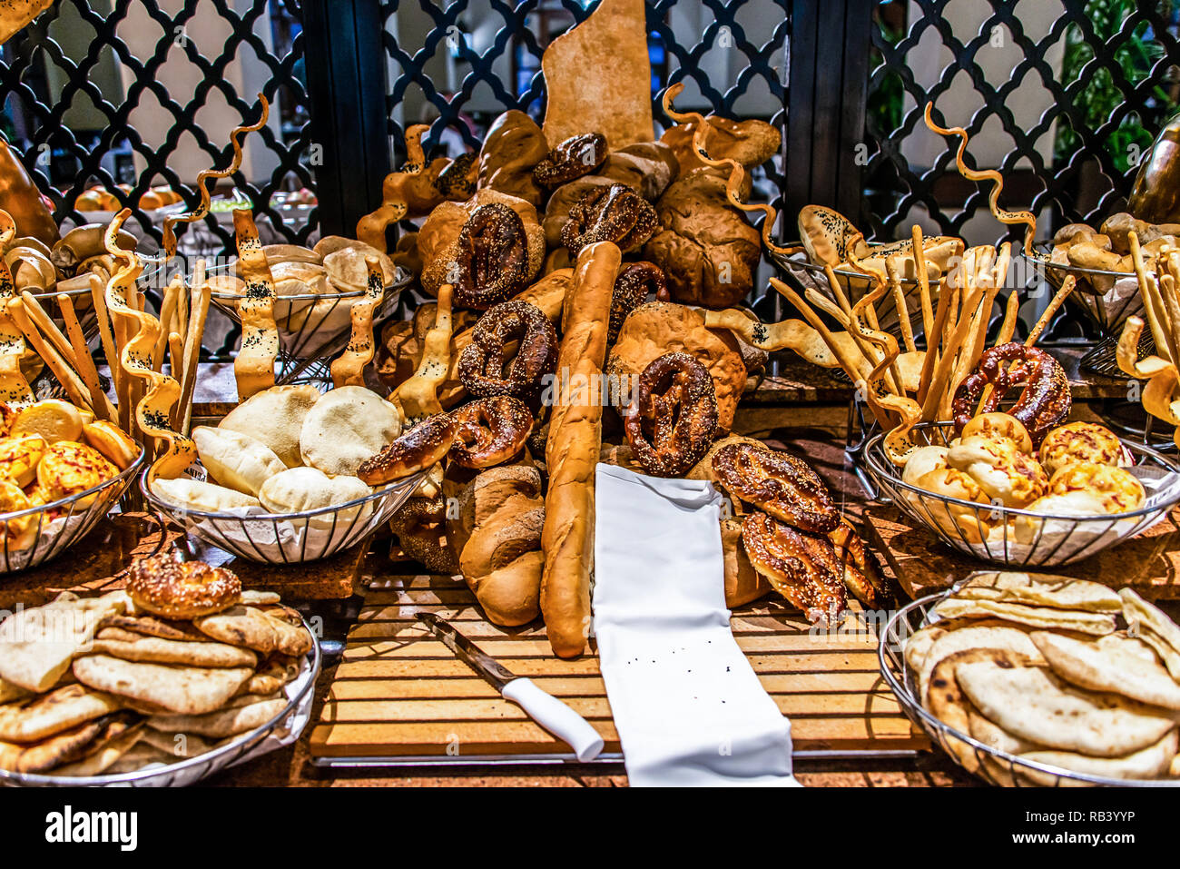 Brot bar Station in buffet Catering, close-up. Auswahl an frischem ...