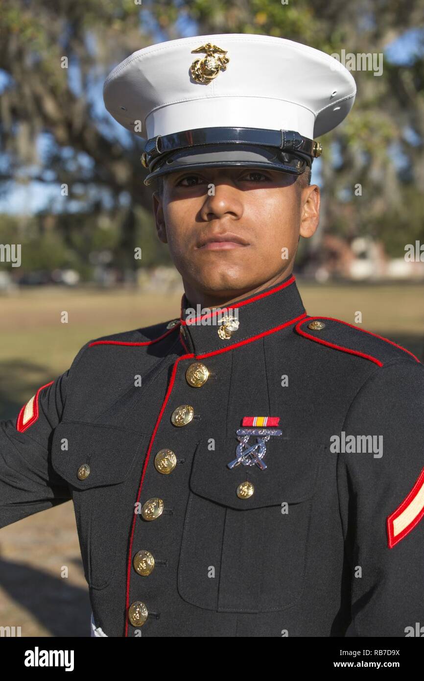 Pfc. Brayam Ceballospelaez, Ehre Absolvent für Platoon 2090, Echo, 2 ...