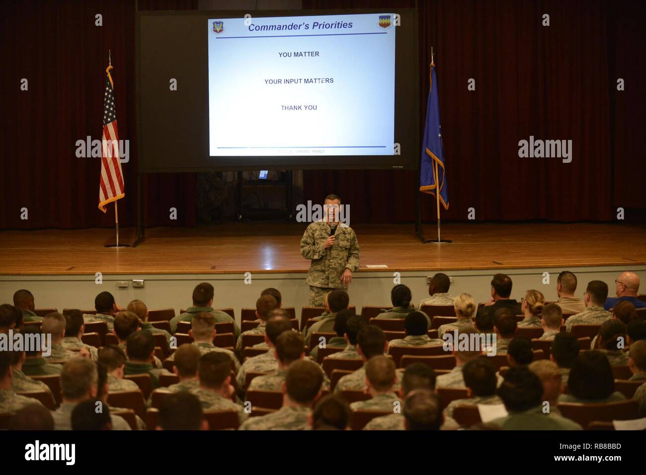 Us Air Force Colonel Daniel Lasica, 20 Fighter Wing Commander, Hosts die letzte Serie der ...