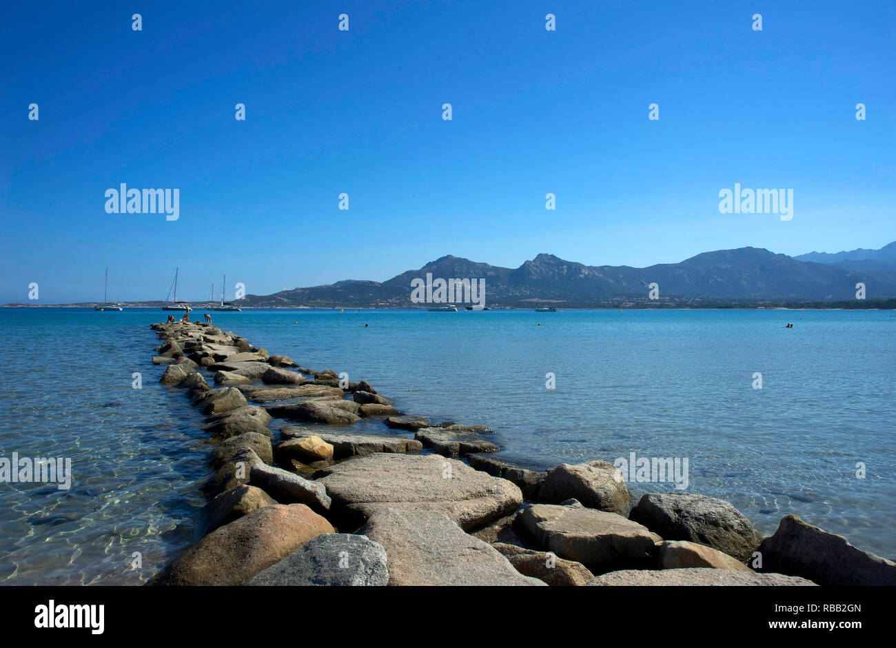 Calvi beach corsica -Fotos und -Bildmaterial in hoher Auflösung – Alamy