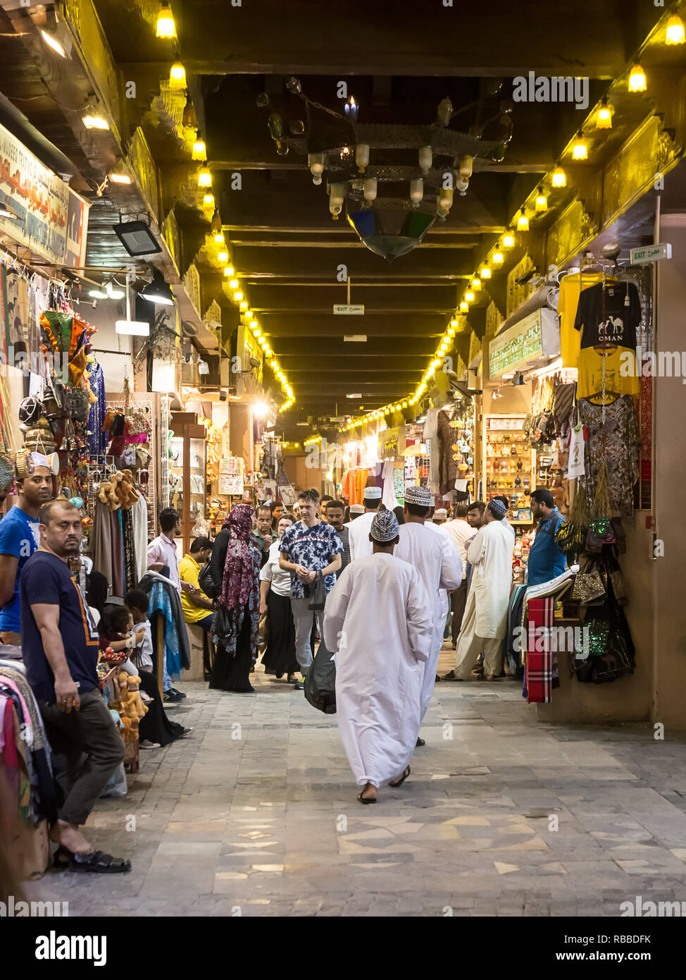 Muttrah souk muscat oman middle -Fotos und -Bildmaterial in hoher Auflösung – Alamy