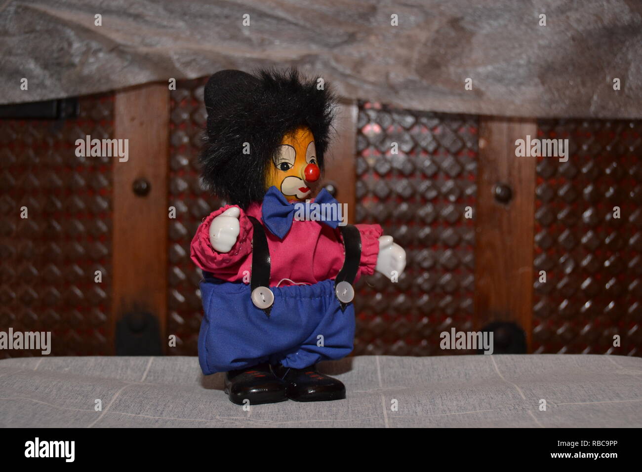 Lustig klein -Fotos und -Bildmaterial in hoher Auflösung – Alamy