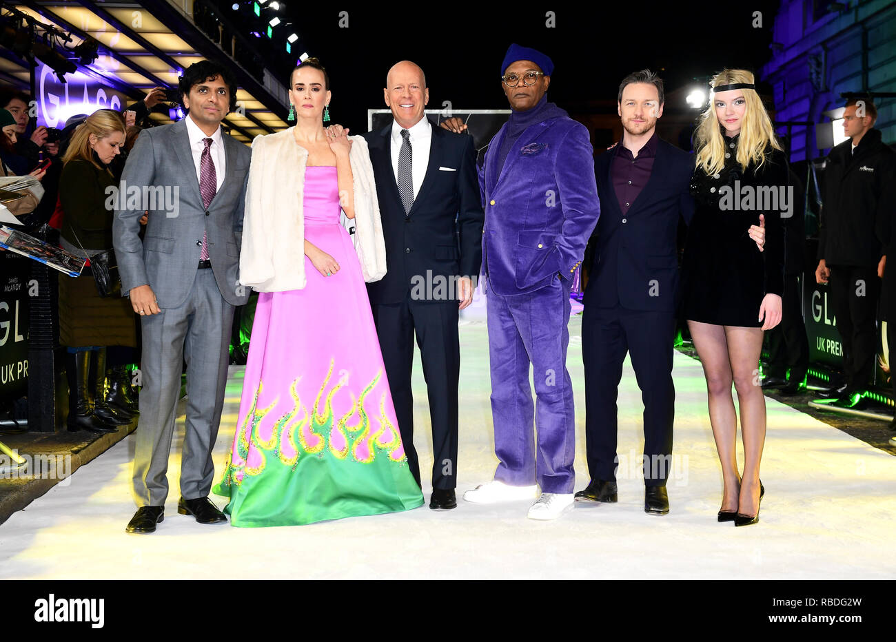 Sarah paulson und m night shyamalan -Fotos und -Bildmaterial in hoher ...