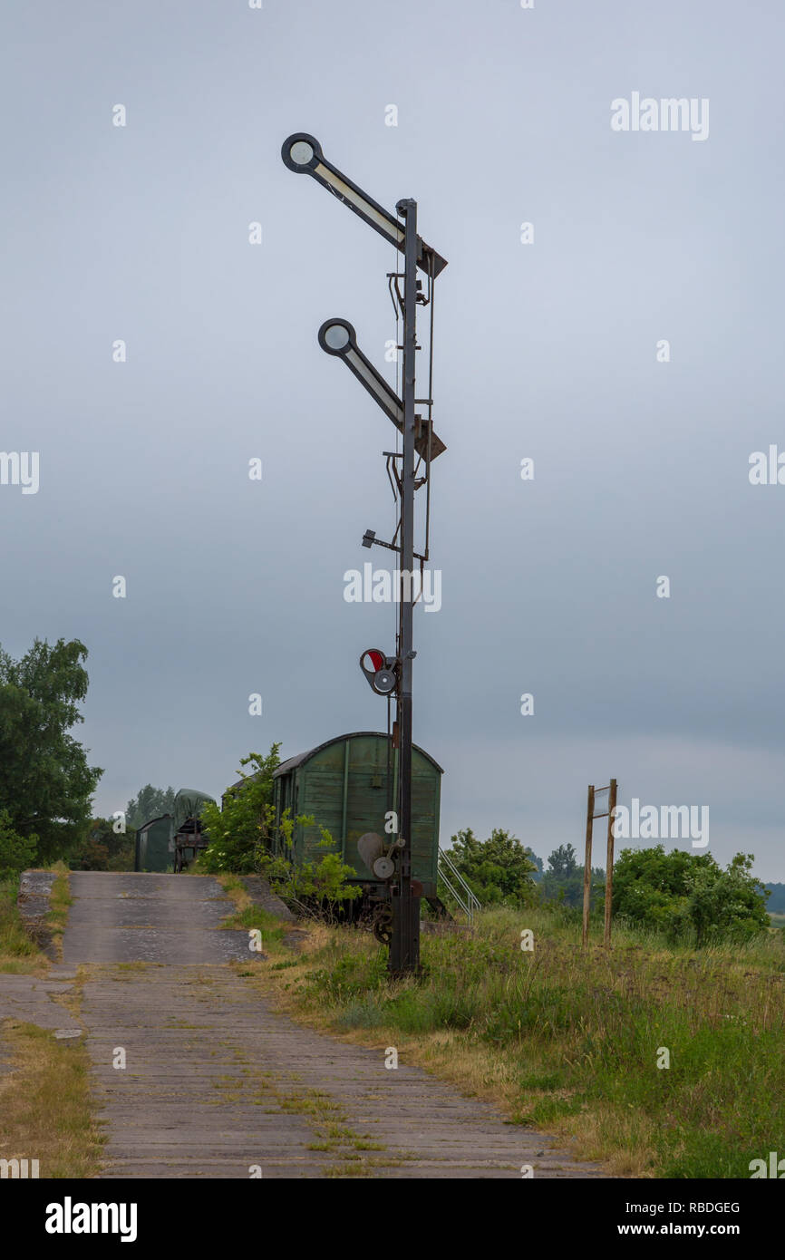 Altes Eisenbahnsignal Stockfotos und -bilder Kaufen - Alamy