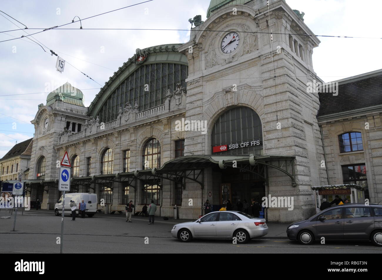 Basel Hauptbahnhof in Basel, Schweiz Stockfotografie - Alamy