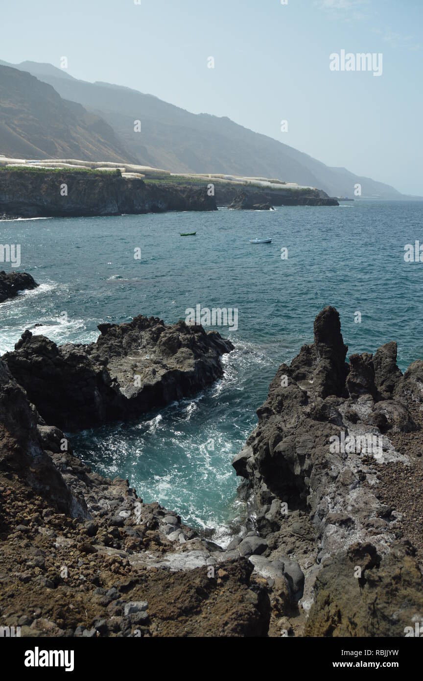 Vulkan Strand und Strand In Puerto Naos Auf La Palma Stockfotos und ...