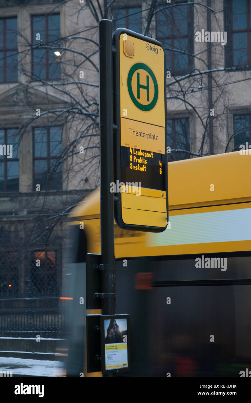 Traffic sign dresden -Fotos und -Bildmaterial in hoher Auflösung – Alamy