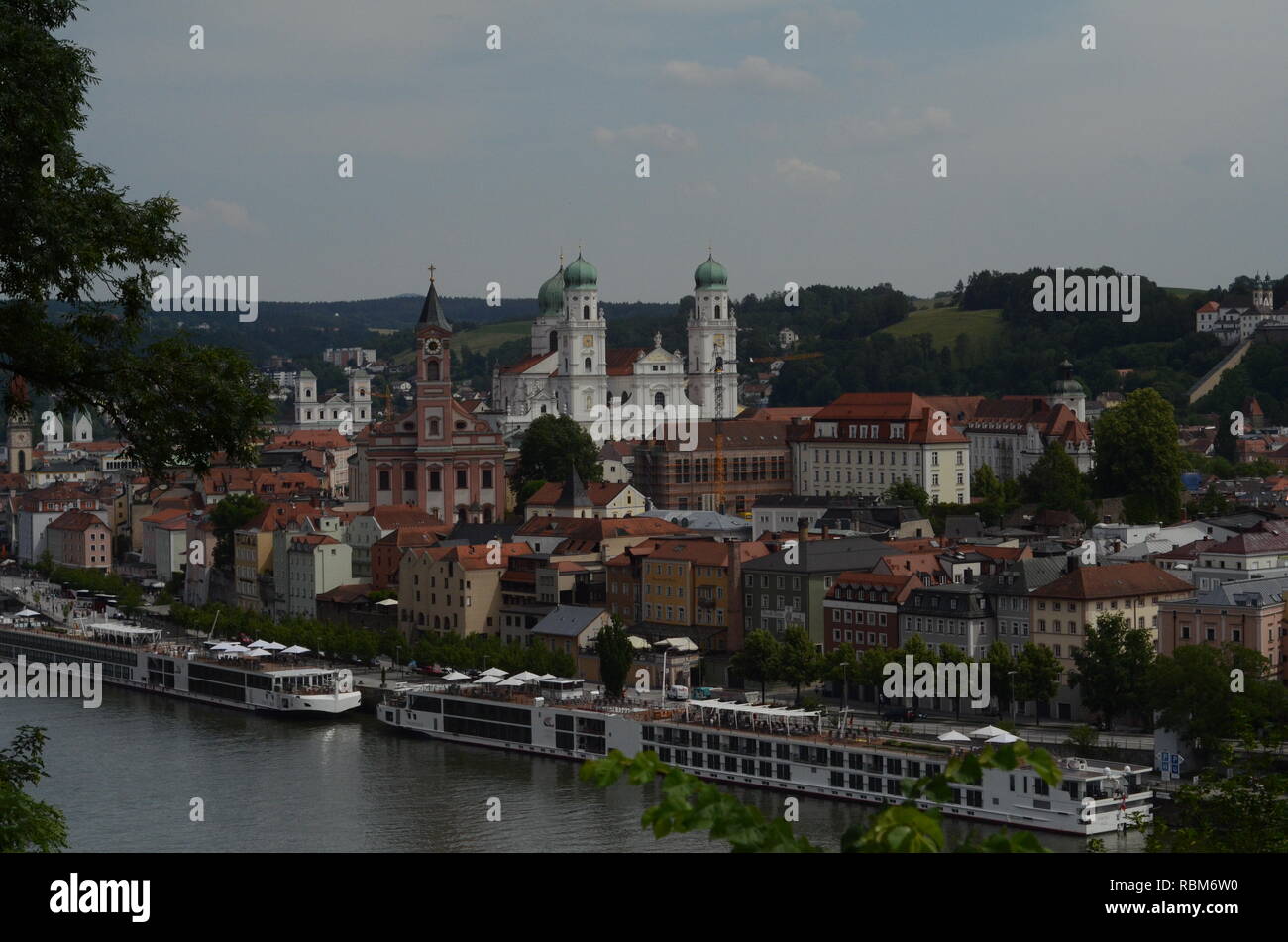 Der Zusammenfluss Der Drei Flã¼sse Donau Stockfotos und -bilder Kaufen ...