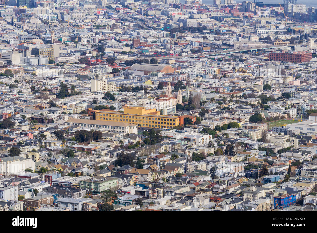 Luftaufnahme Der Dicht Besiedelten Stadt Stockfotos und -bilder Kaufen - Seite 2 - Alamy
