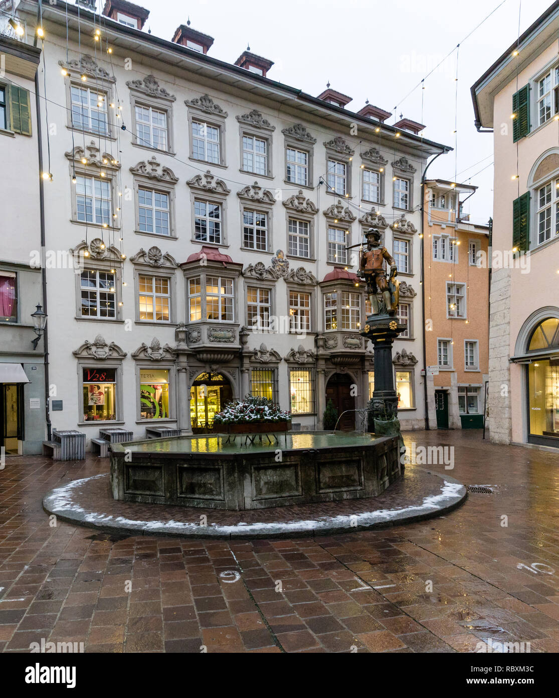 Schaffhausen, SH/Schweiz - vom 5. Januar 2019: Die historische Altstadt ...