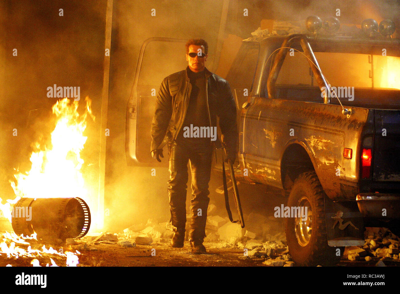 Arnold schwarzenegger als terminator film titel terminator 3 -Fotos und ...
