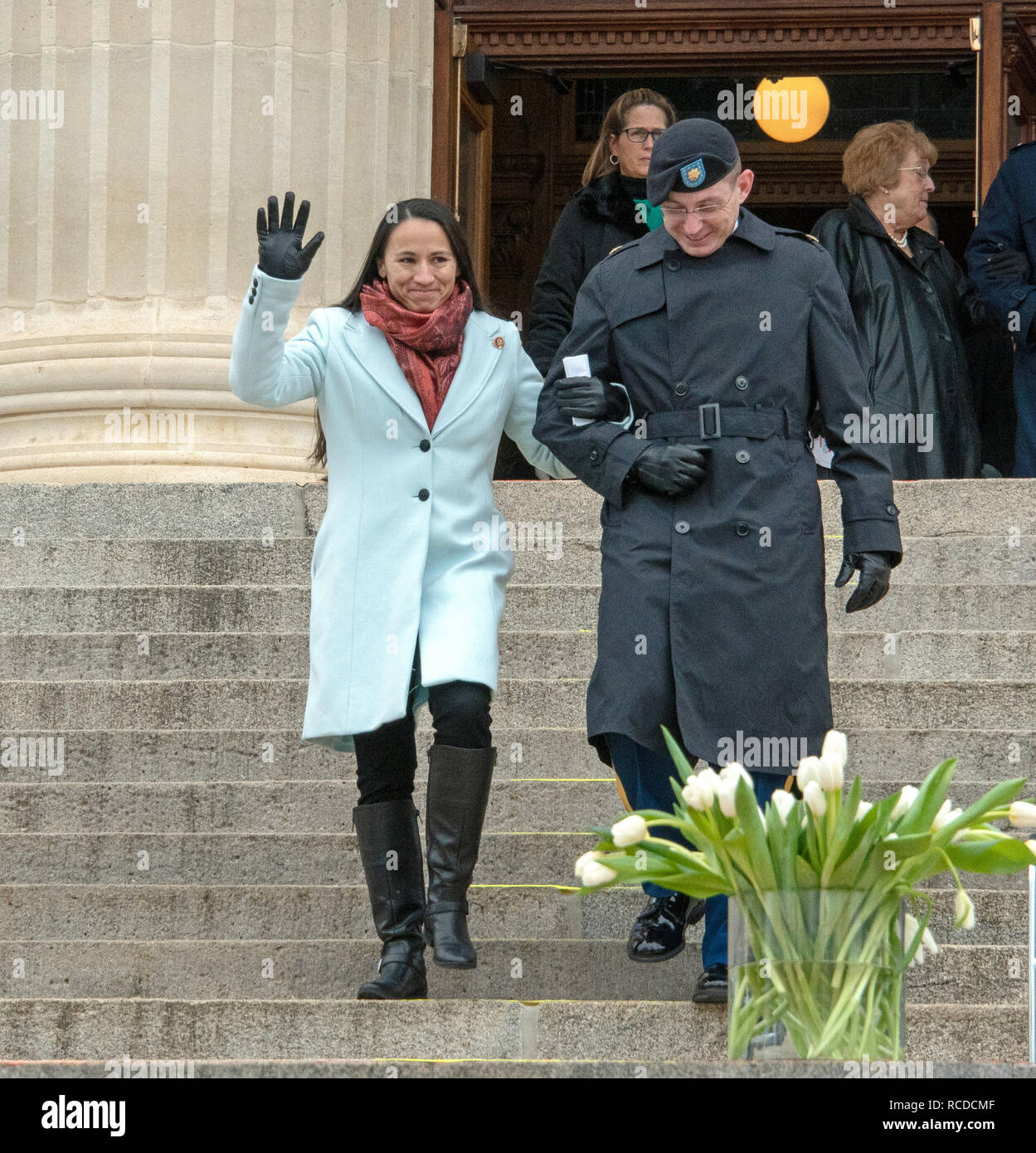 Kongressabgeordnete sharice davids -Fotos und -Bildmaterial in hoher ...