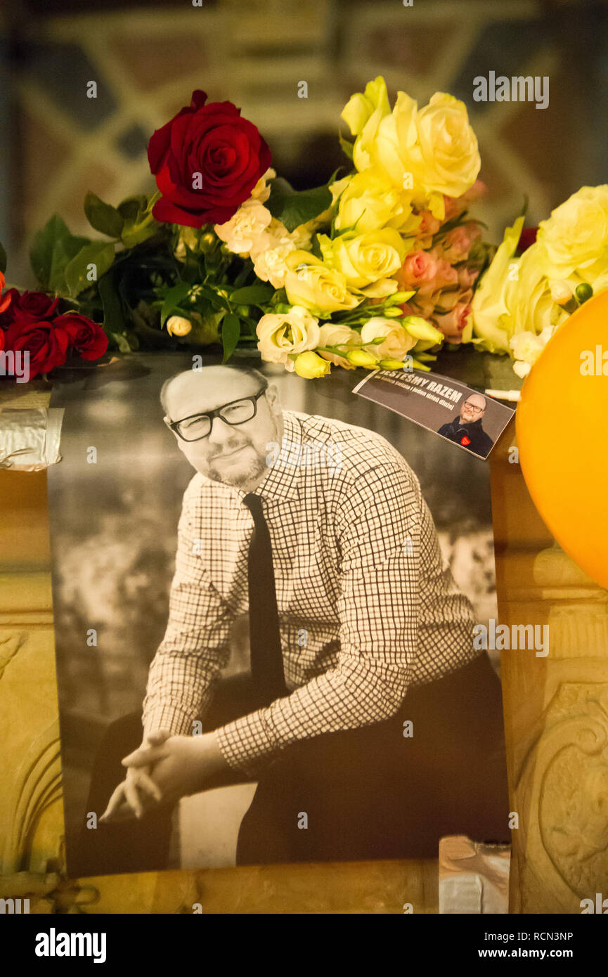 Danzig, Polen. 14 Jan, 2019. Trauer in Danzig, Polen, Nach der Danziger ...