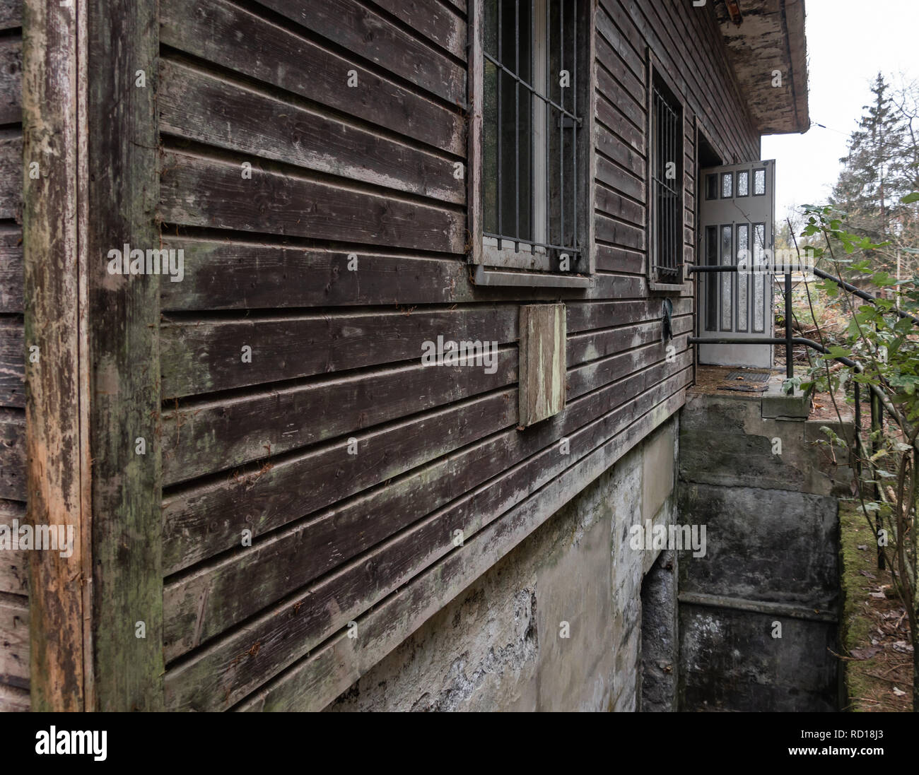 Verwitterte fassade -Fotos und -Bildmaterial in hoher Auflösung – Alamy