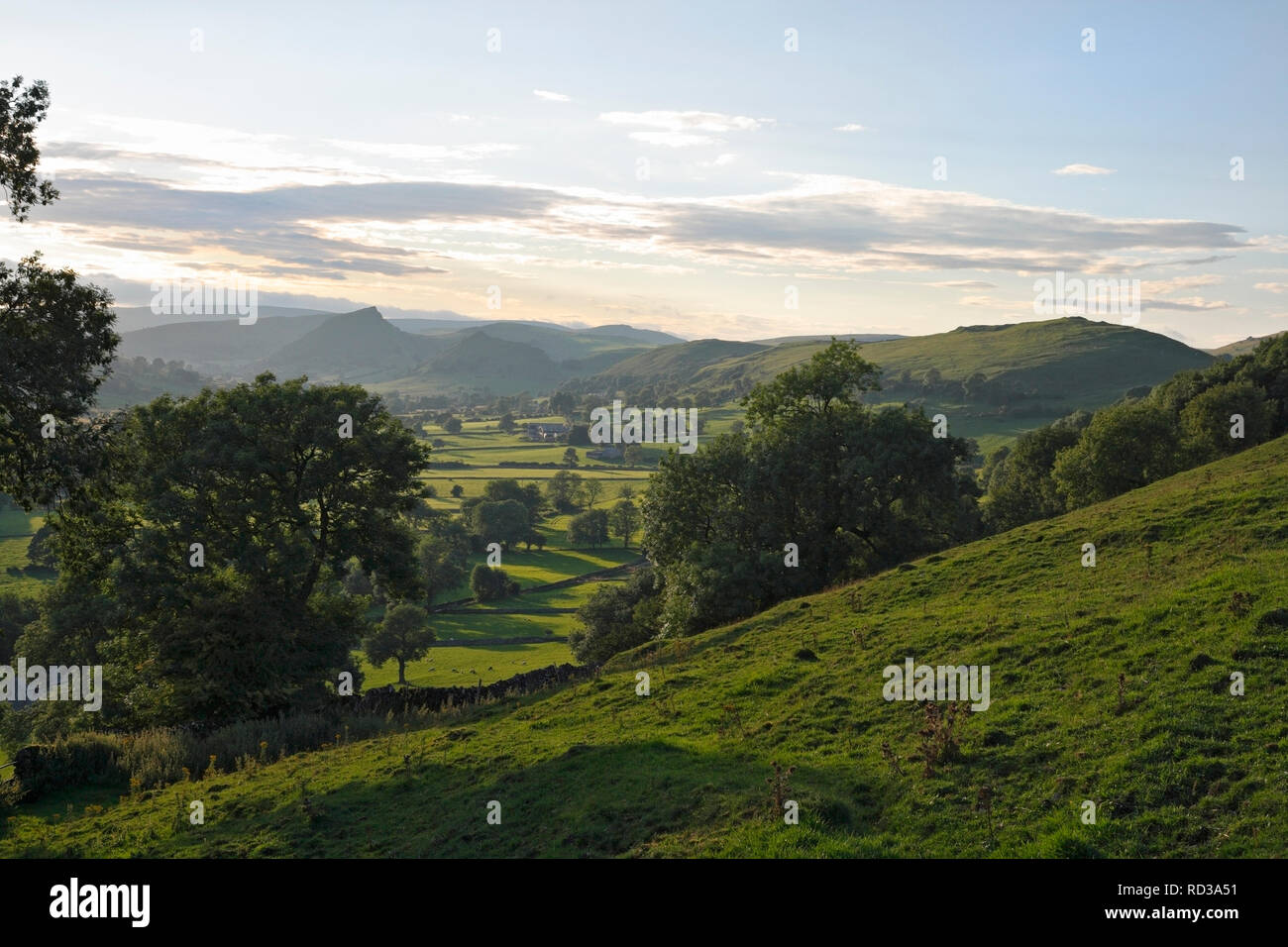 Dovedale derbyshire -Fotos und -Bildmaterial in hoher Auflösung – Alamy