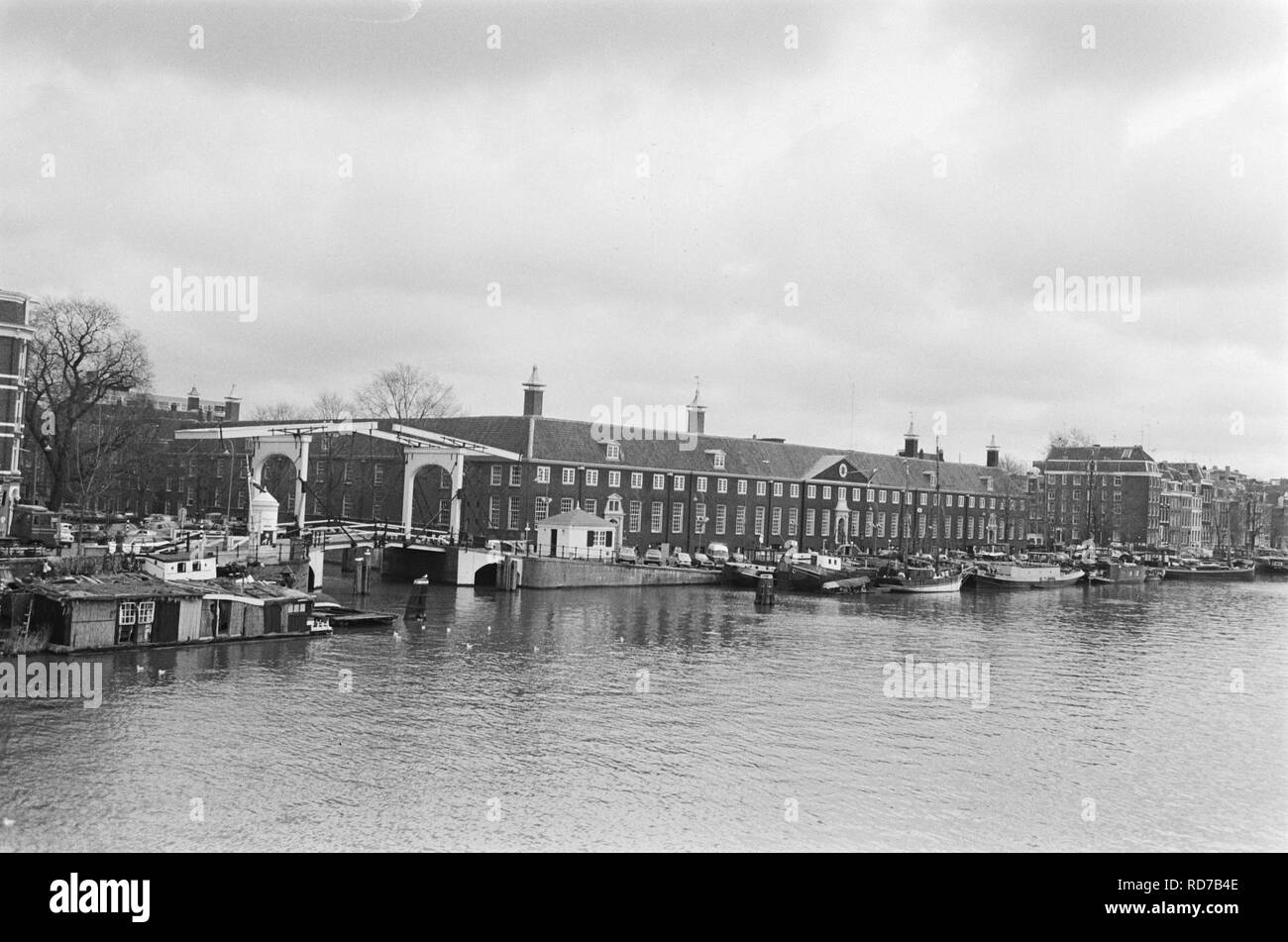 De amstelhof -Fotos und -Bildmaterial in hoher Auflösung – Alamy