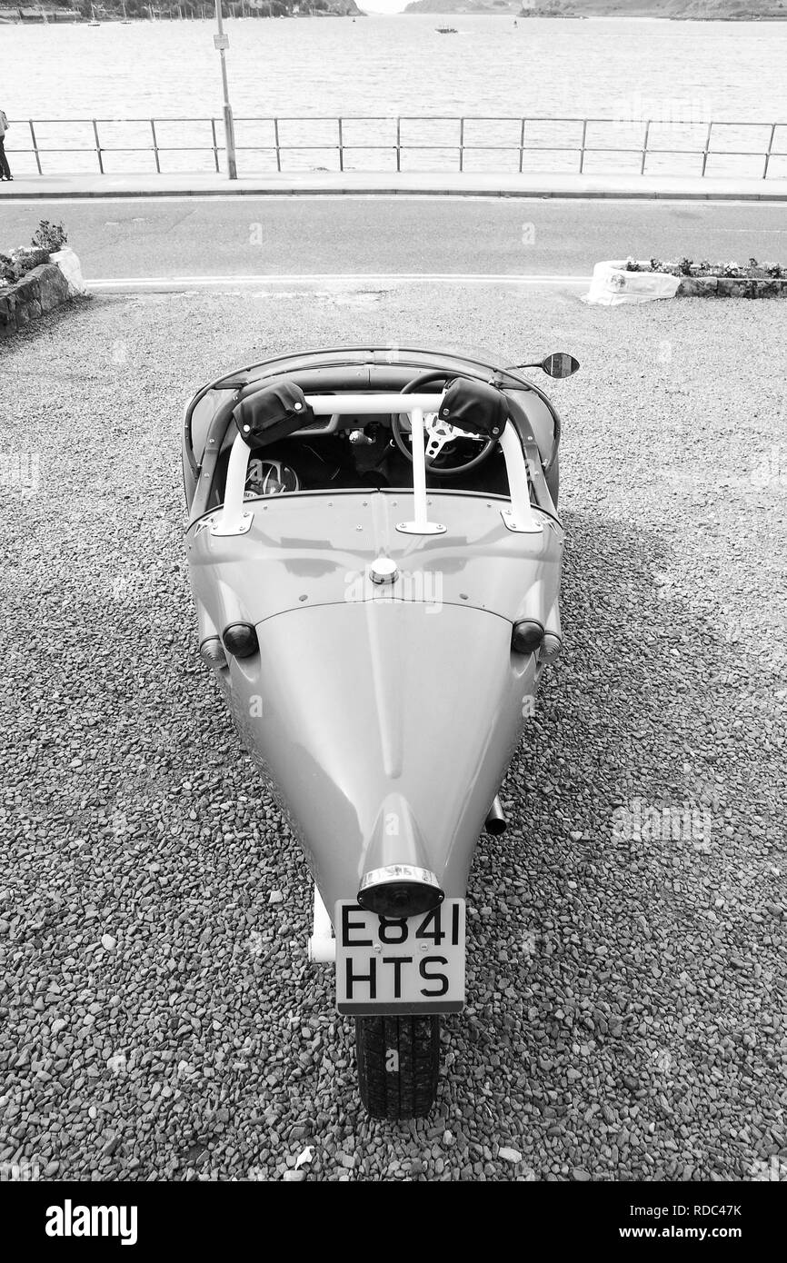 Auto mit drei rädern Schwarzweiß-Stockfotos und -bilder - Alamy