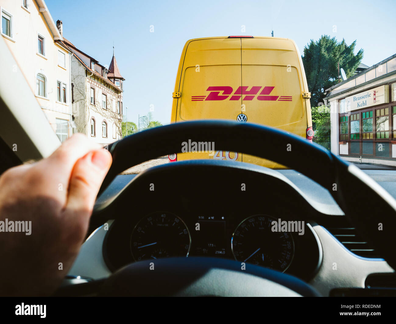 Dhl service point -Fotos und -Bildmaterial in hoher Auflösung – Alamy
