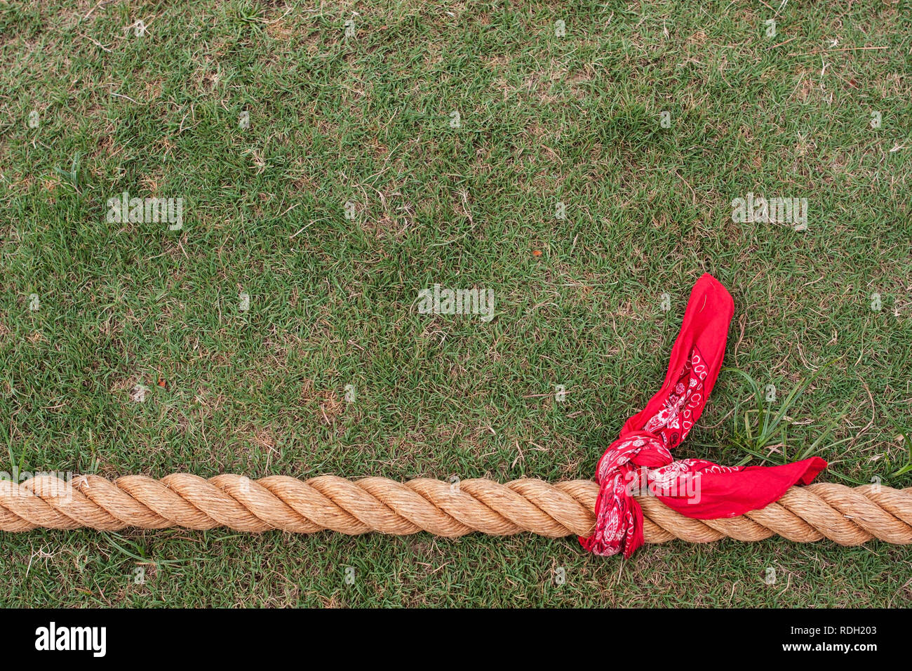Rot bandana -Fotos und -Bildmaterial in hoher Auflösung – Alamy