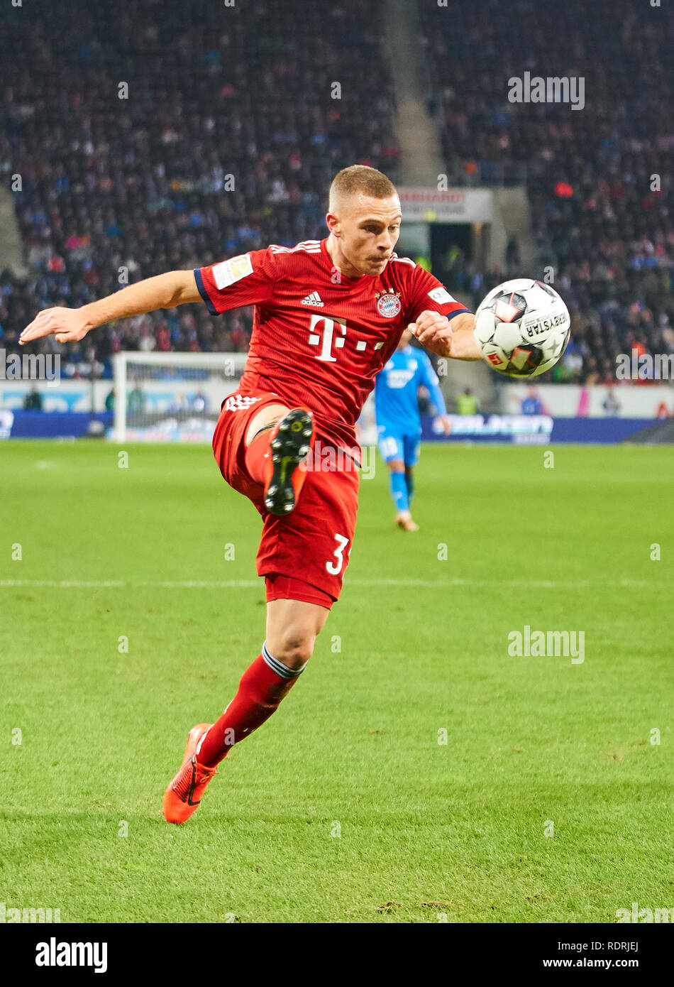 Joshua kimmich body -Fotos und -Bildmaterial in hoher Auflösung - Seite ...