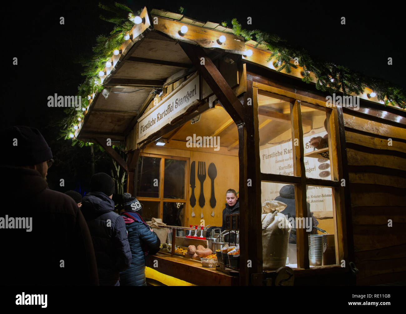 Regensburg christmas market -Fotos und -Bildmaterial in hoher Auflösung ...