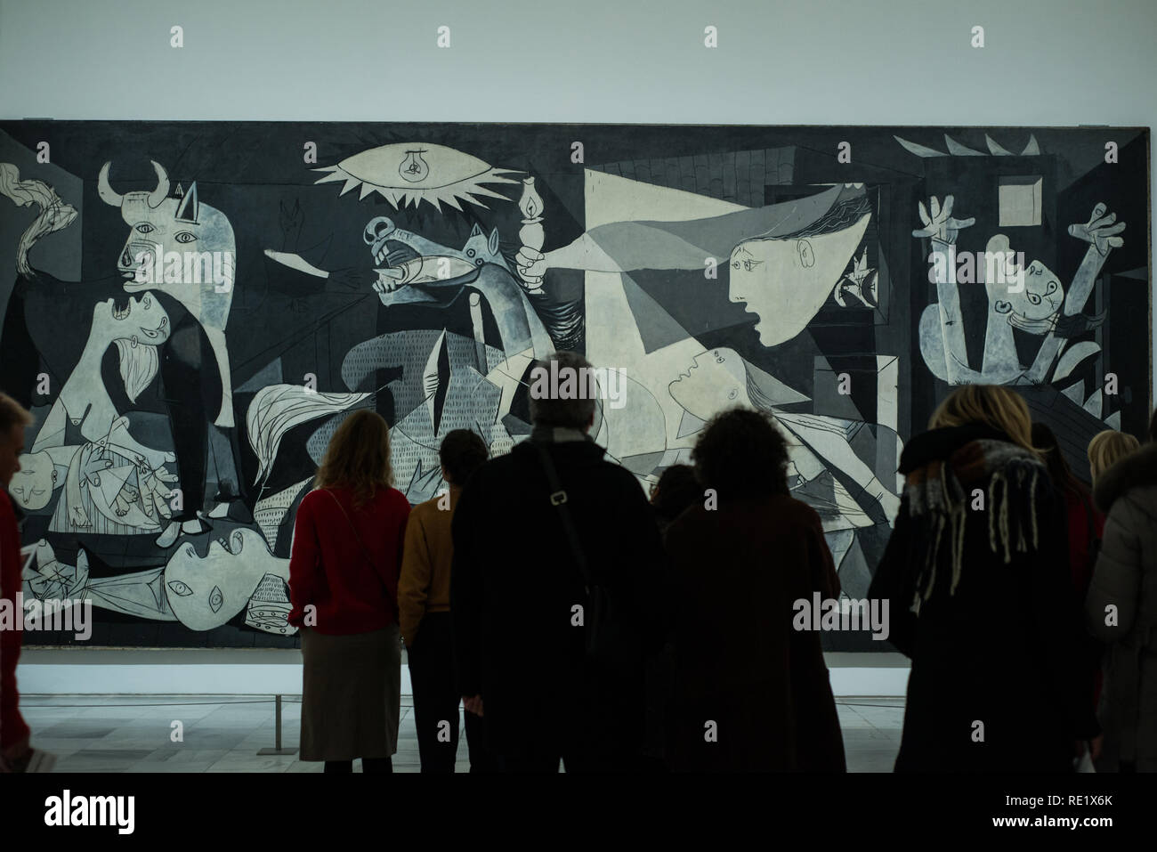 Picasso guernica reina sofia museum -Fotos und -Bildmaterial in hoher Auflösung – Alamy