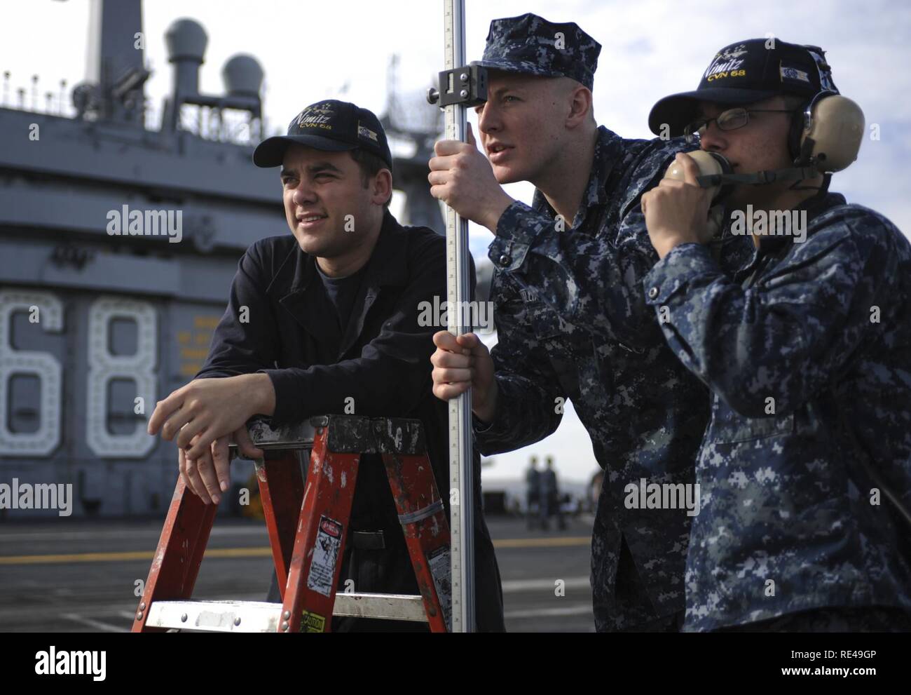 Optical landing system aircraft carrier -Fotos und -Bildmaterial in ...