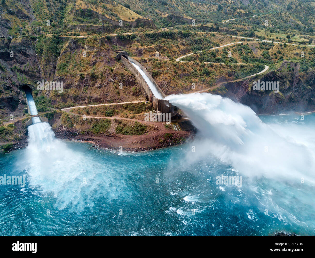 Nurek dam tajikistan -Fotos und -Bildmaterial in hoher Auflösung – Alamy