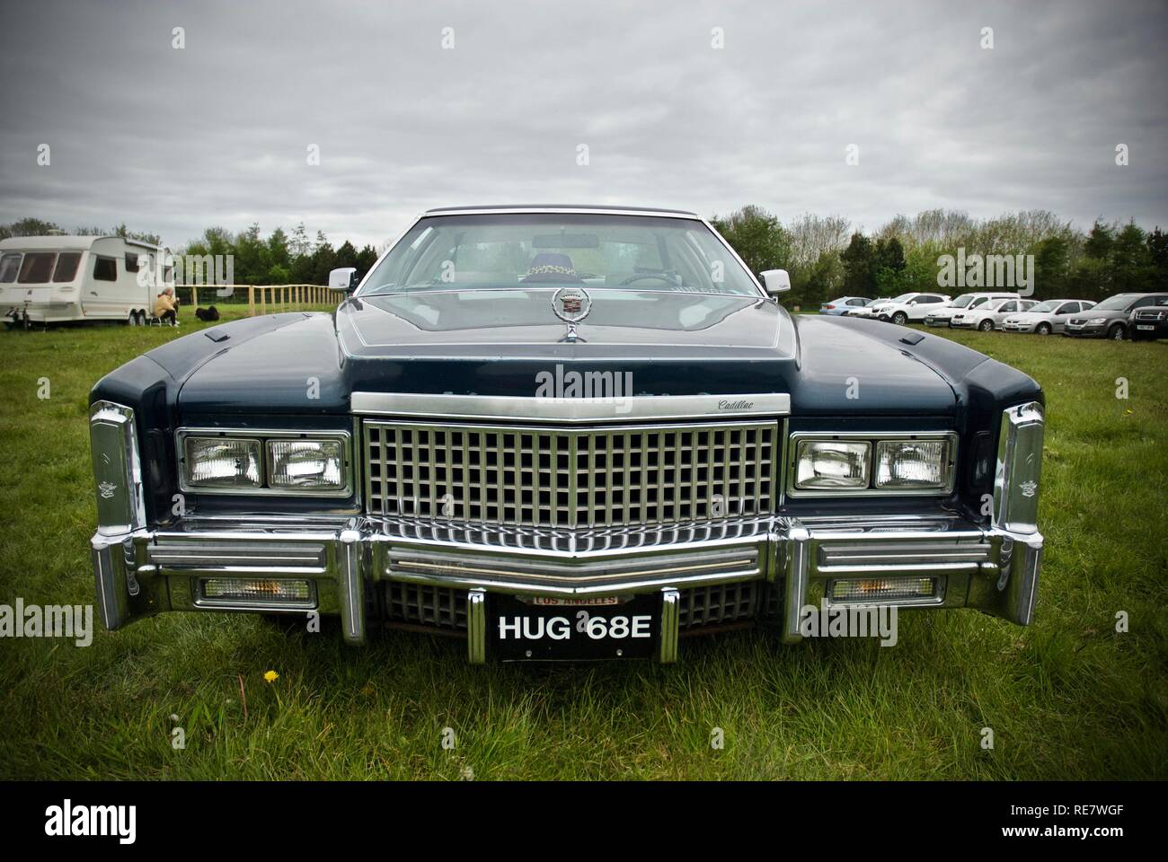 Huggy bear -Fotos und -Bildmaterial in hoher Auflösung – Alamy