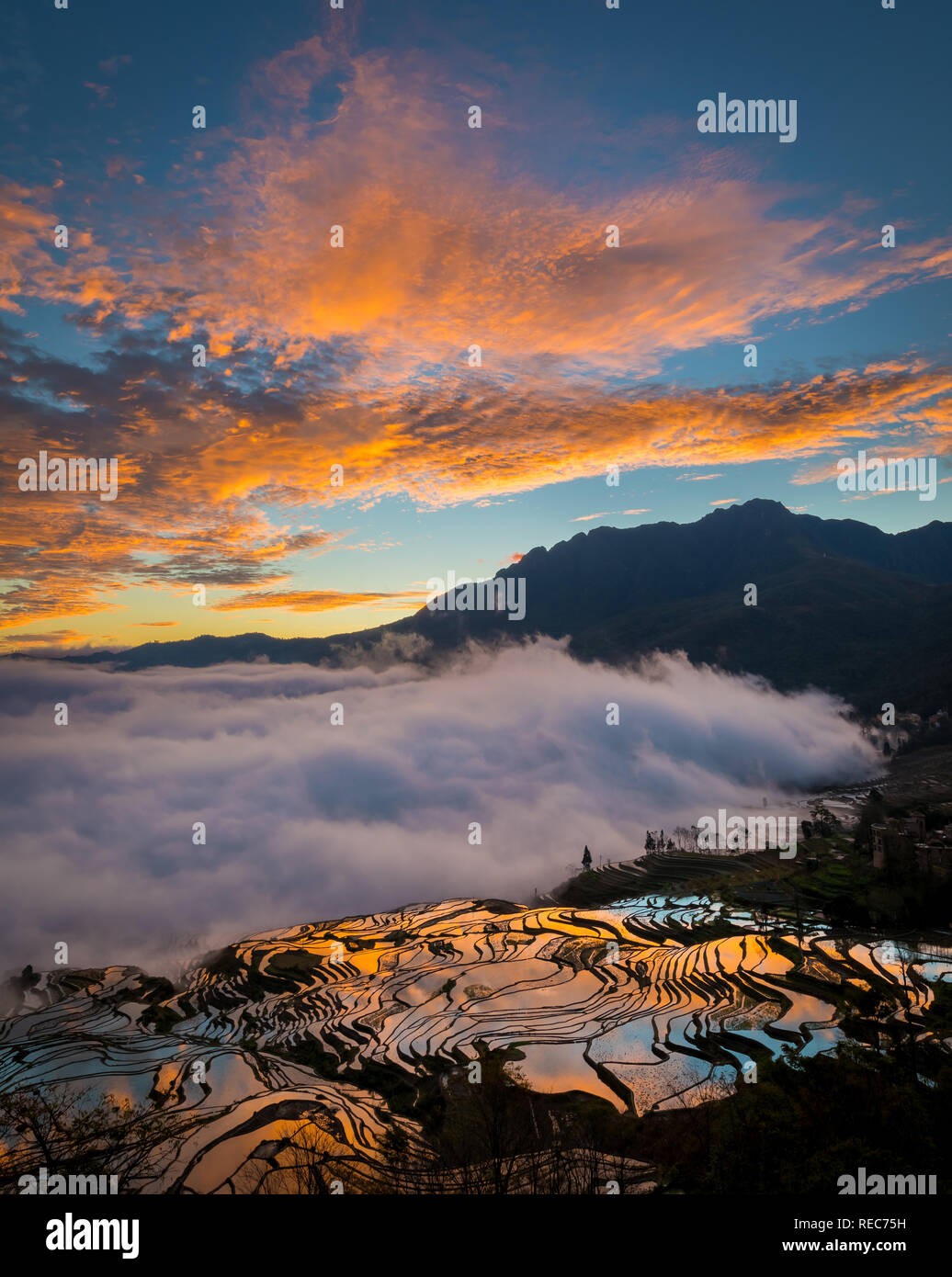 Asia china chinese landscapes -Fotos und -Bildmaterial in hoher ...