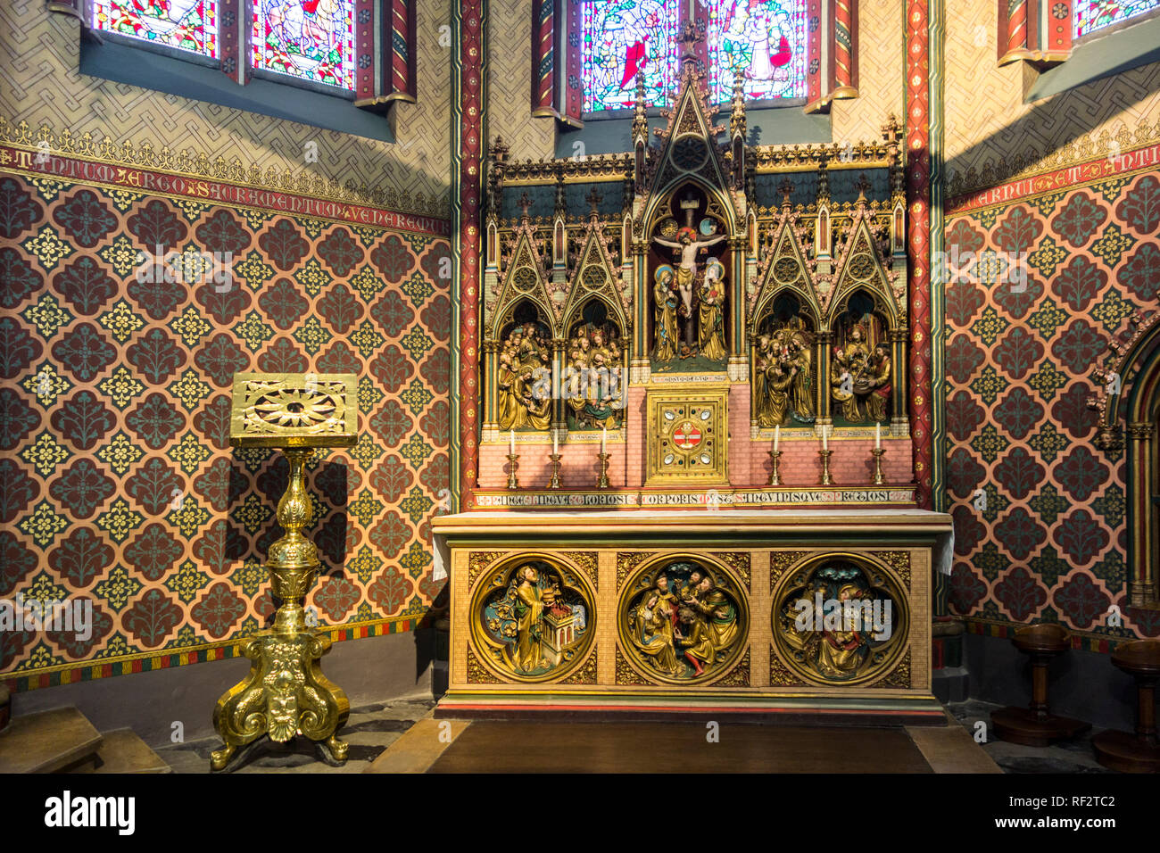 Apsis altar -Fotos und -Bildmaterial in hoher Auflösung – Alamy