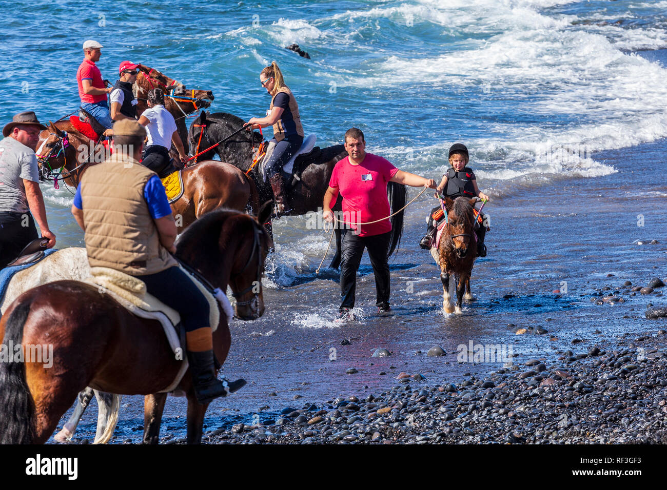 Playa Enramada, La Caleta, Costa Adeje, Teneriffa. 20. Januar 2019. Die jährlichen Baden der ...