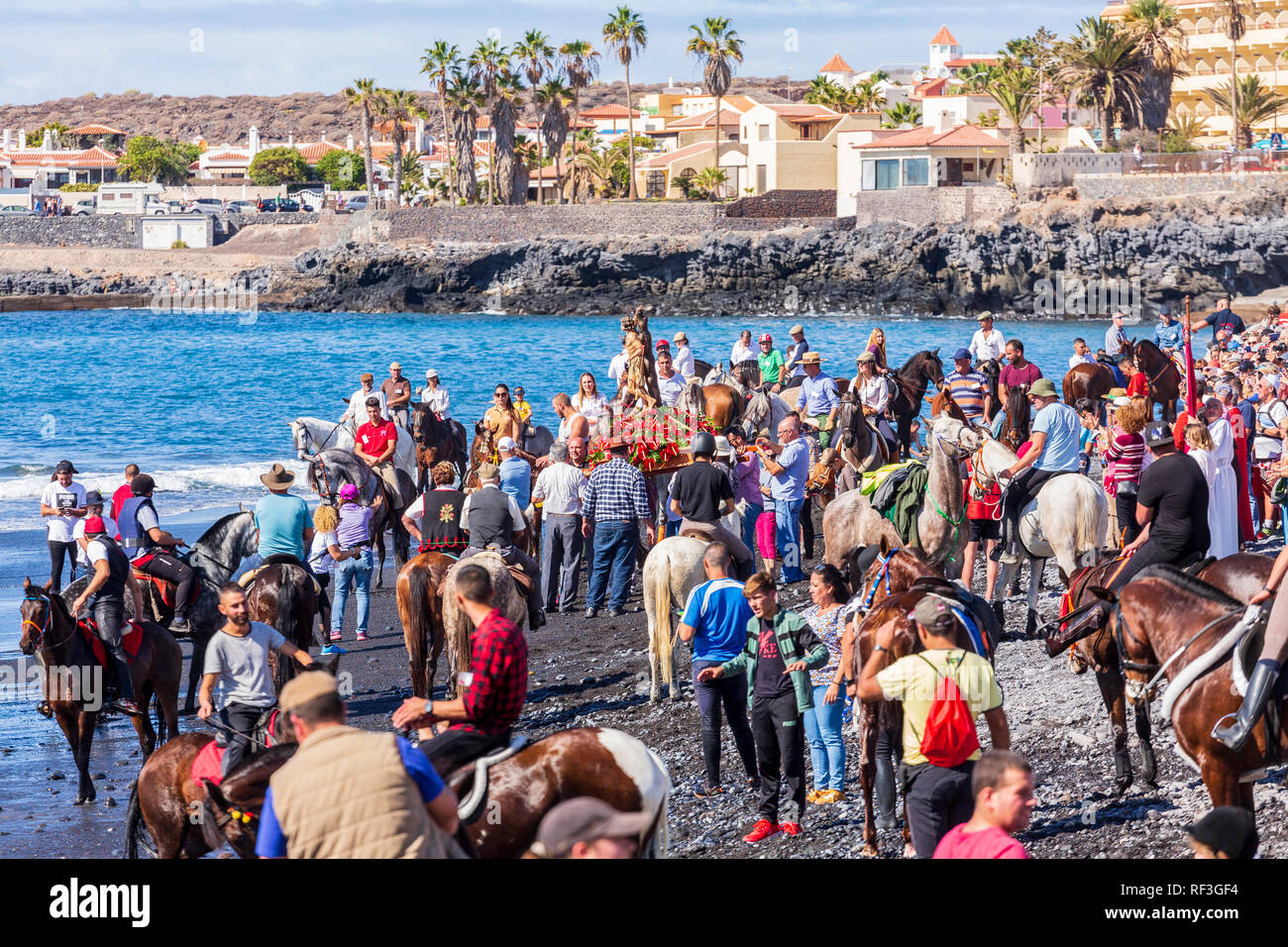 Playa Enramada, La Caleta, Costa Adeje, Teneriffa. 20. Januar 2019. Die jährlichen Baden der ...