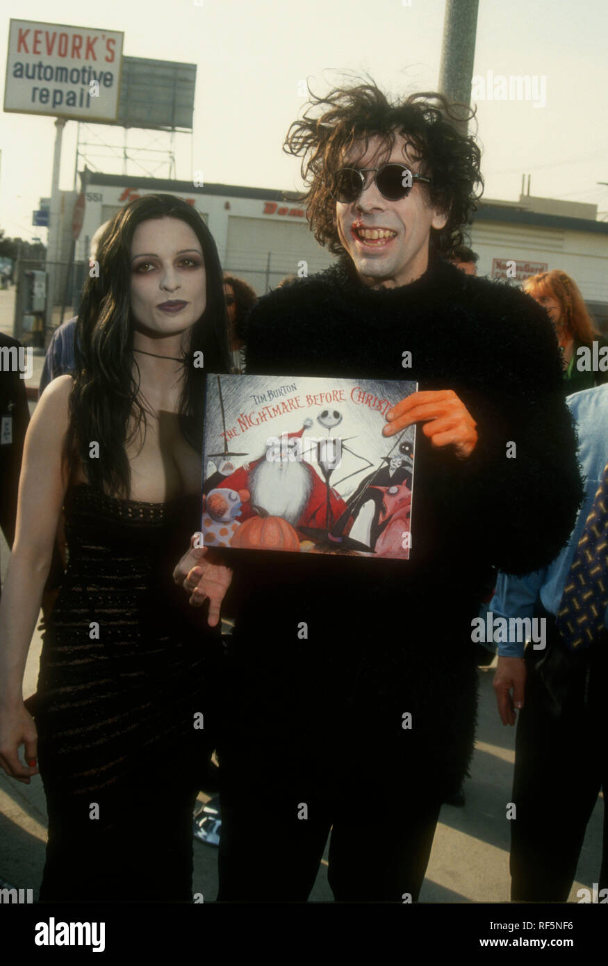 LOS ANGELES, Ca - 31. Oktober: Regisseur Tim Burton und Schauspielerin ...