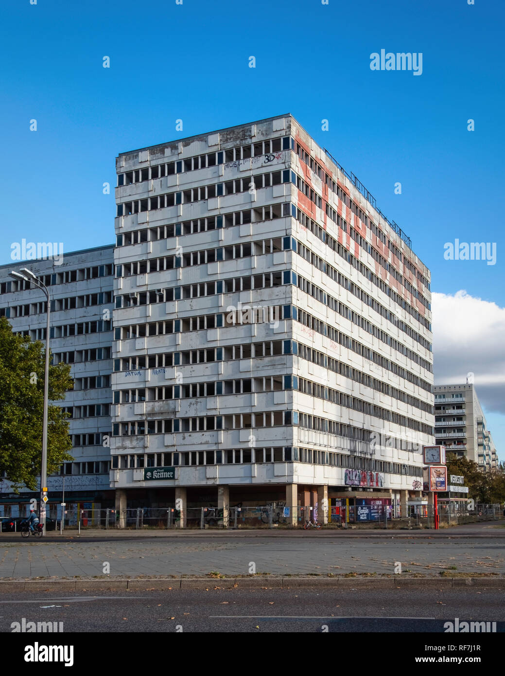 Berlin, Mitte. Das Haus der Statistik. Großer Gebäudekomplex der DDR ...