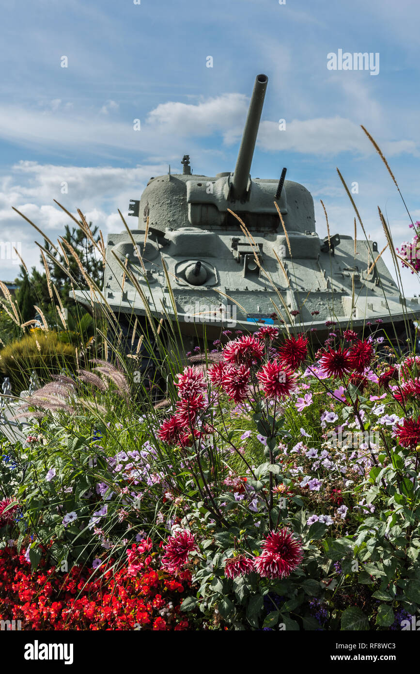 Amphibious tank -Fotos und -Bildmaterial in hoher Auflösung – Alamy