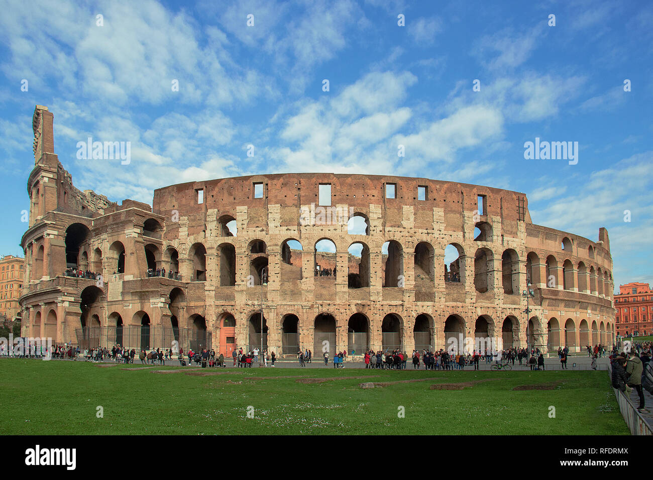 Alte statue im kolosseum museum italien -Fotos und -Bildmaterial in ...