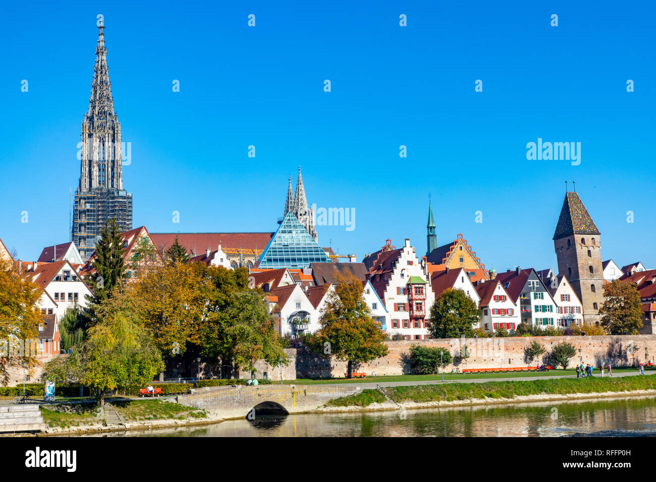 Ulm, die Skyline der Altstadt an der Donau, Deutschland, Ulmer MŸnster ...