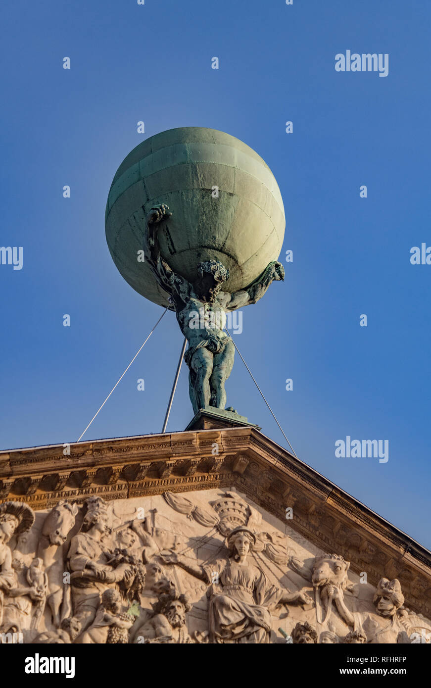 Royal palace atlas -Fotos und -Bildmaterial in hoher Auflösung – Alamy