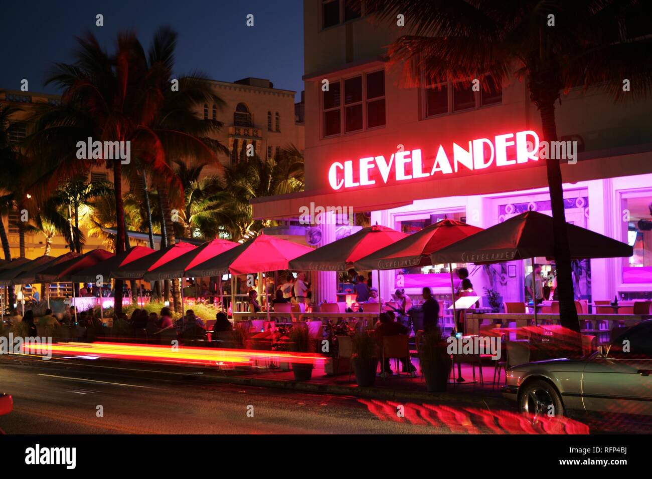 South beach ocean drive clevelander -Fotos und -Bildmaterial in hoher ...